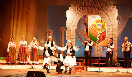 Zhvillohet edicioni i 27 i Odës Dibrane, grupi folklorik “Përparim ...