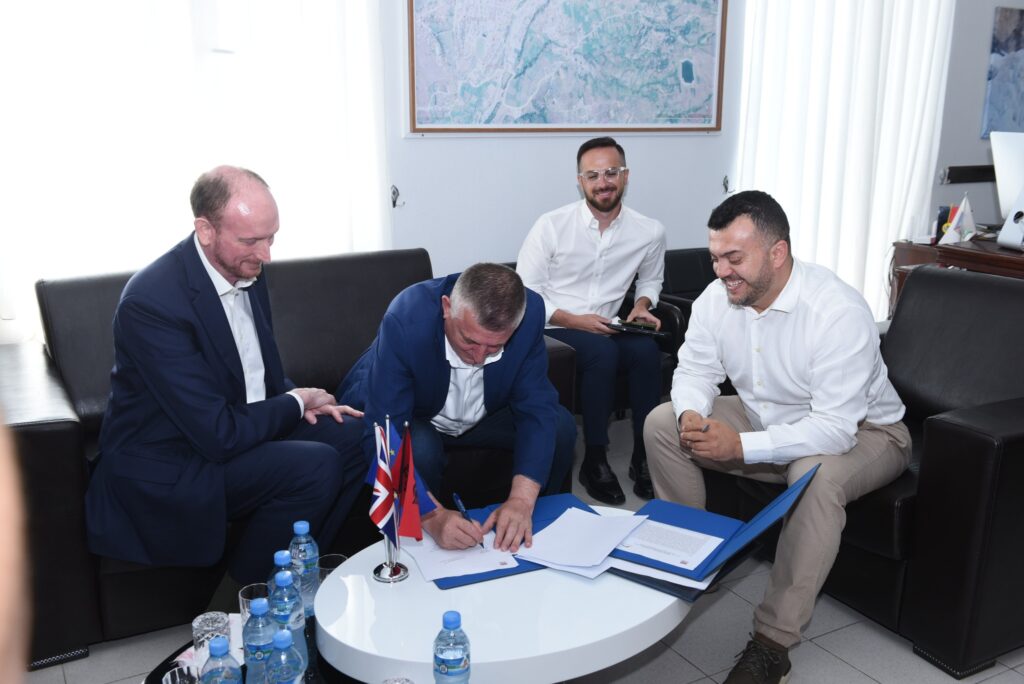 Ide për biznesin – qeveria britanike mbështet të rinjtë e Dibrës ...